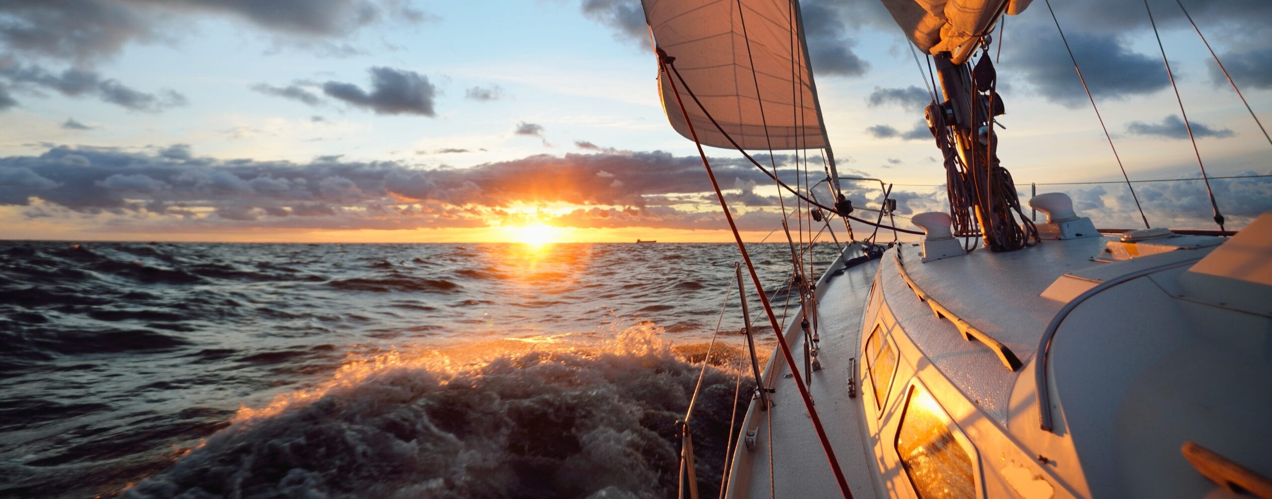 5 reasons why you should buy a nautical watermaker - Schenker Watermakers